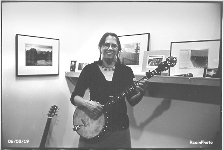 KIM BARLOW | Photos from Hornby Island / Bob Cain